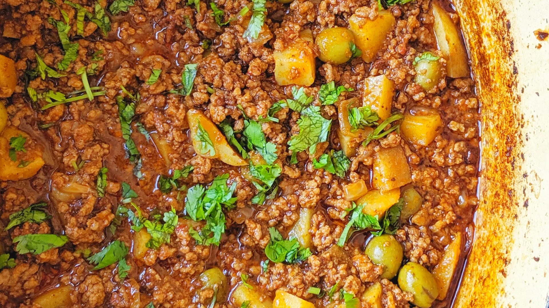 am what I eat | Picadillo - Latin ground beef stew - am what I eat